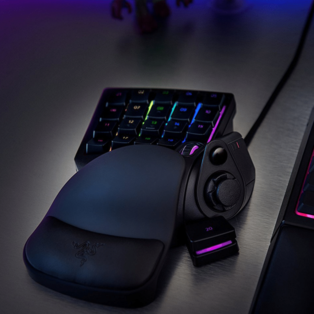 Razer Tartarus V2 Chroma - Ergonomic Mecha-Membrane Gaming Keypad - AX ...